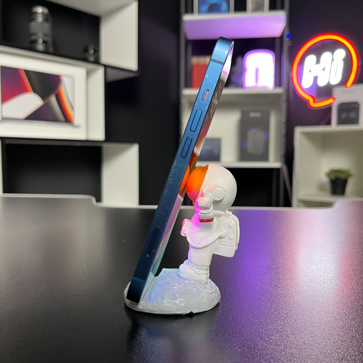 Купить Trade in Apple iPhone 13 128Gb Blue IMEI: 1870 в Москве | Hi Store